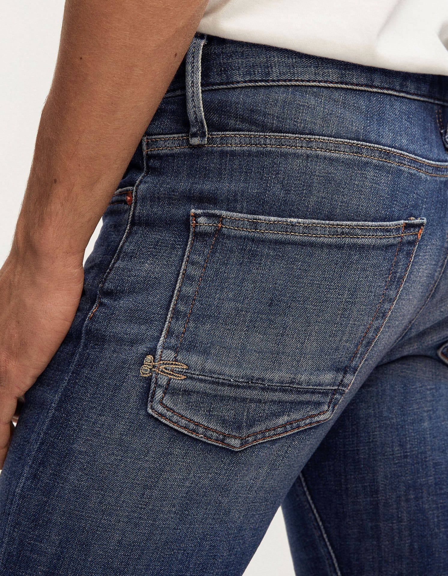 RAZOR Authentic Dark Worn - Denham